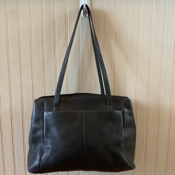 Etienne Aigner | Bags | Etienne Aigner Black Cowhide Leather Purse ...